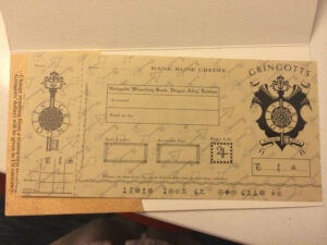 10 Fun Facts About The Wizarding World of Harry Potter and Diagon Alley ...