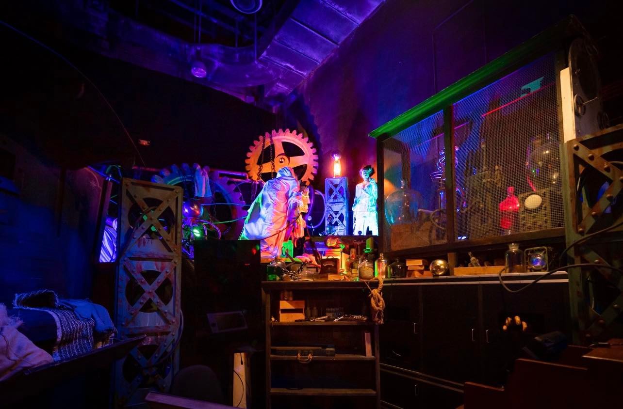 The Universal Monsters Tribute Store Is Now Open At Universal Orlando ...