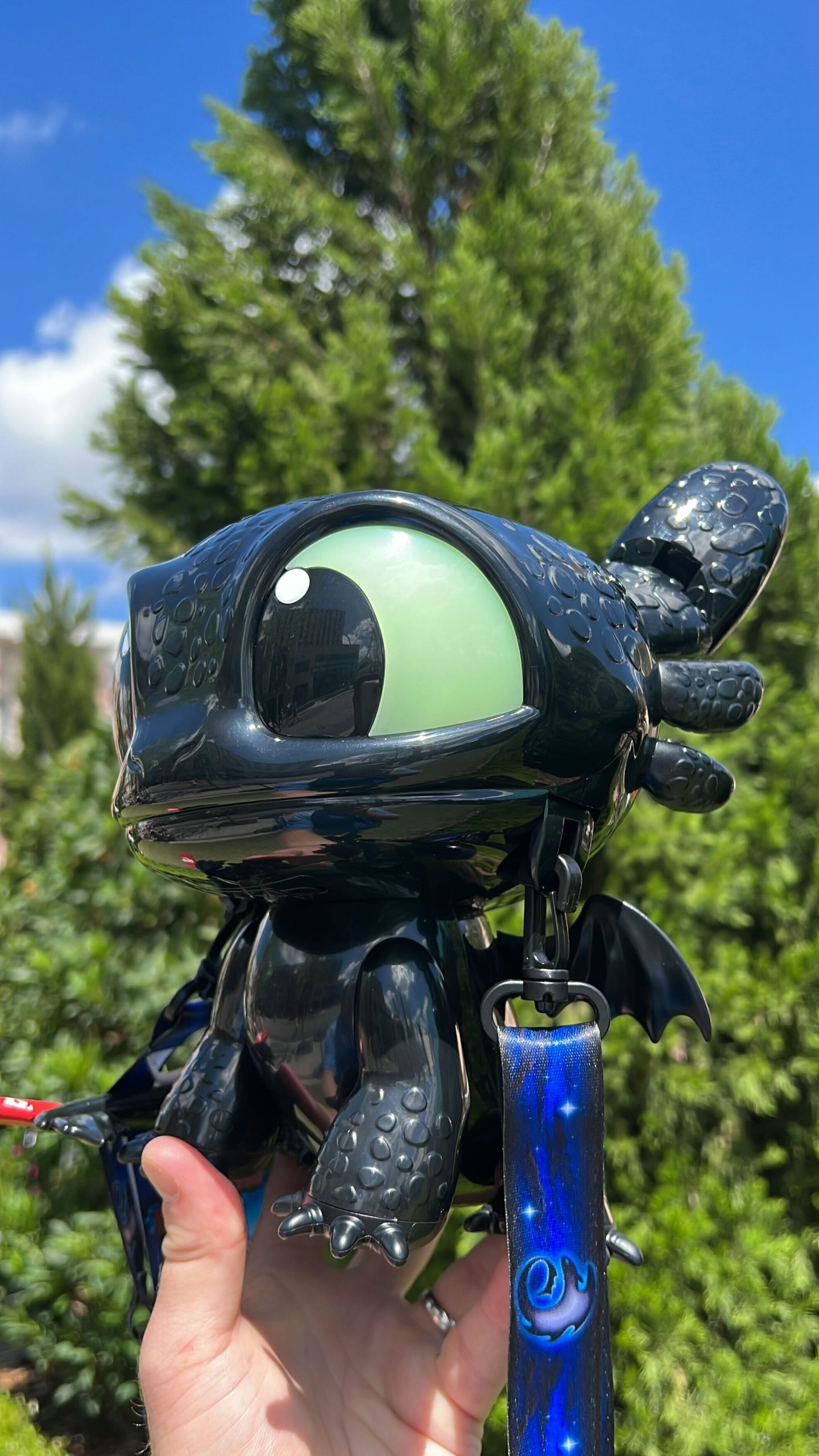 We're Fired Up Over This Toothless Souvenir Popcorn Container ...