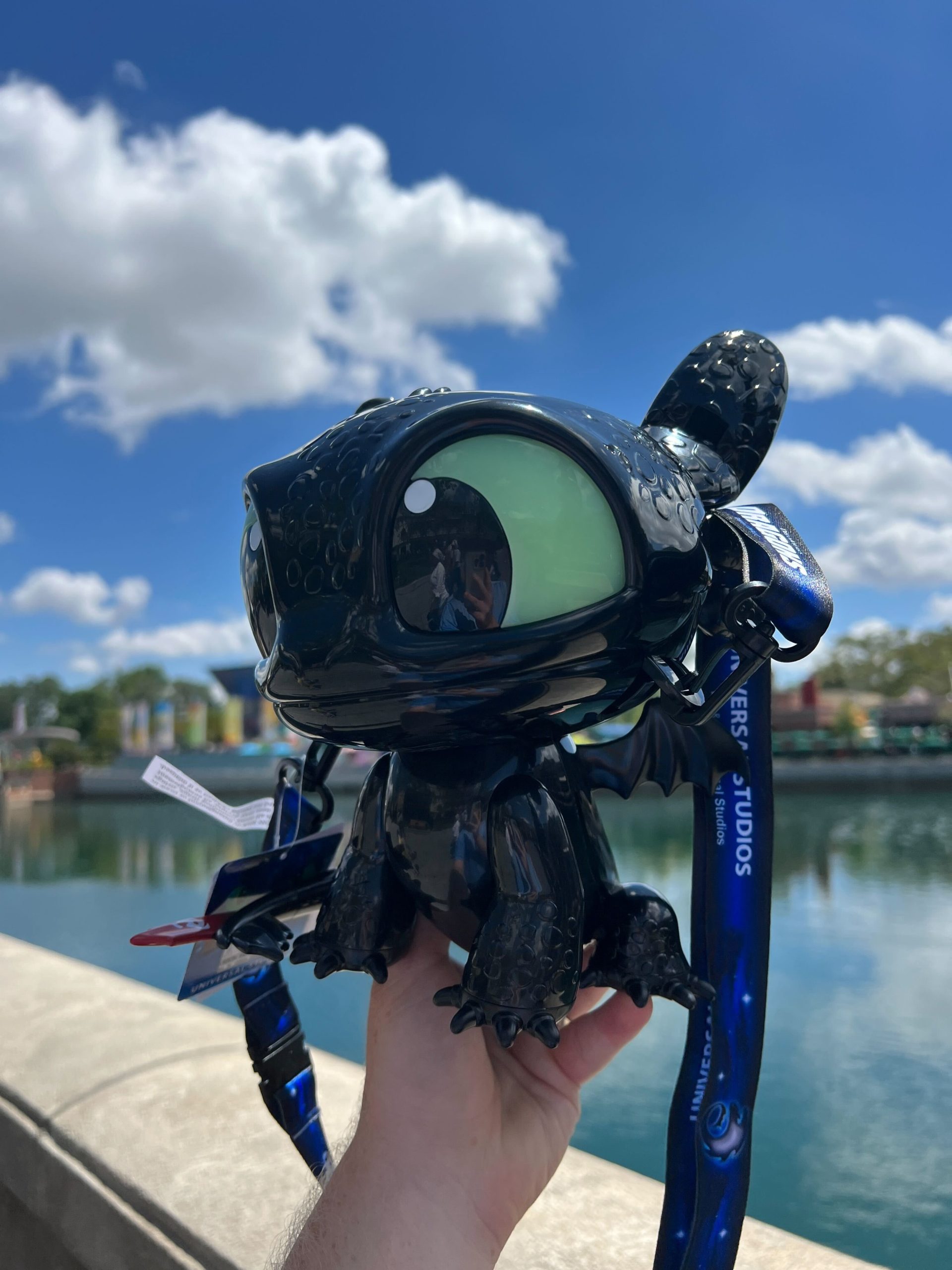 You Can Win This AMAZING Toothless Popcorn Bucket! - Universal Parks Blog