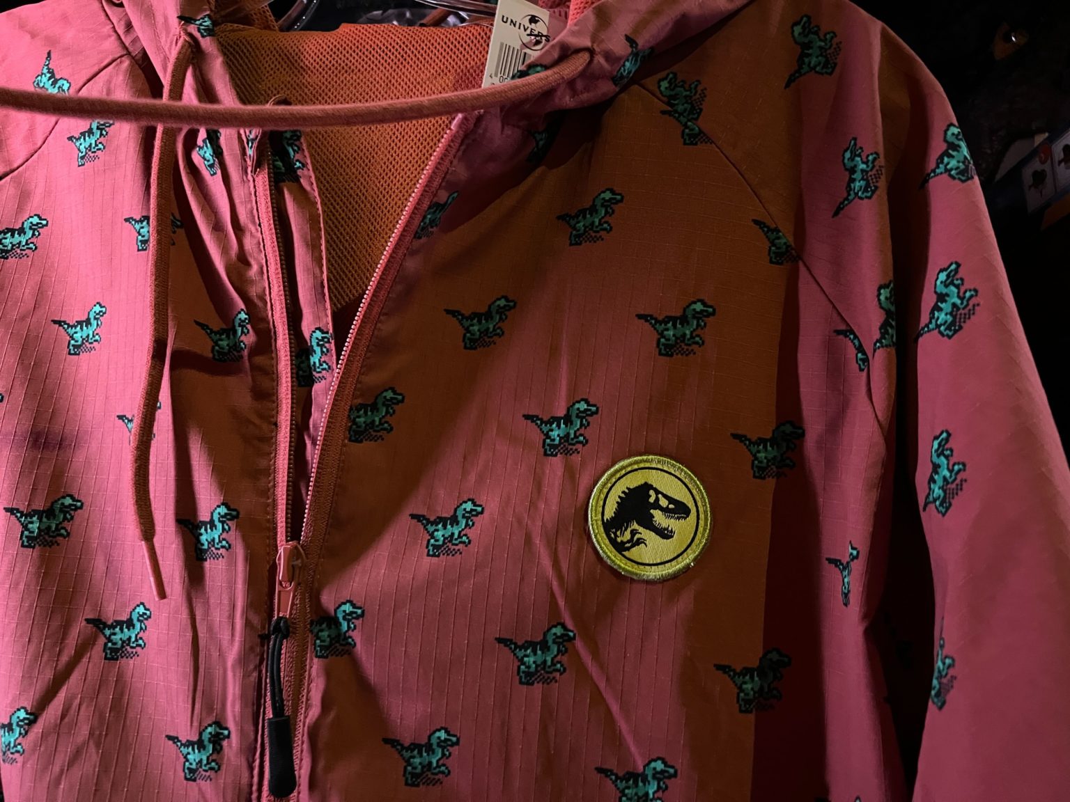 FIRST LOOK: Colossal Jurassic Park 30th Anniversary Merchandise ...