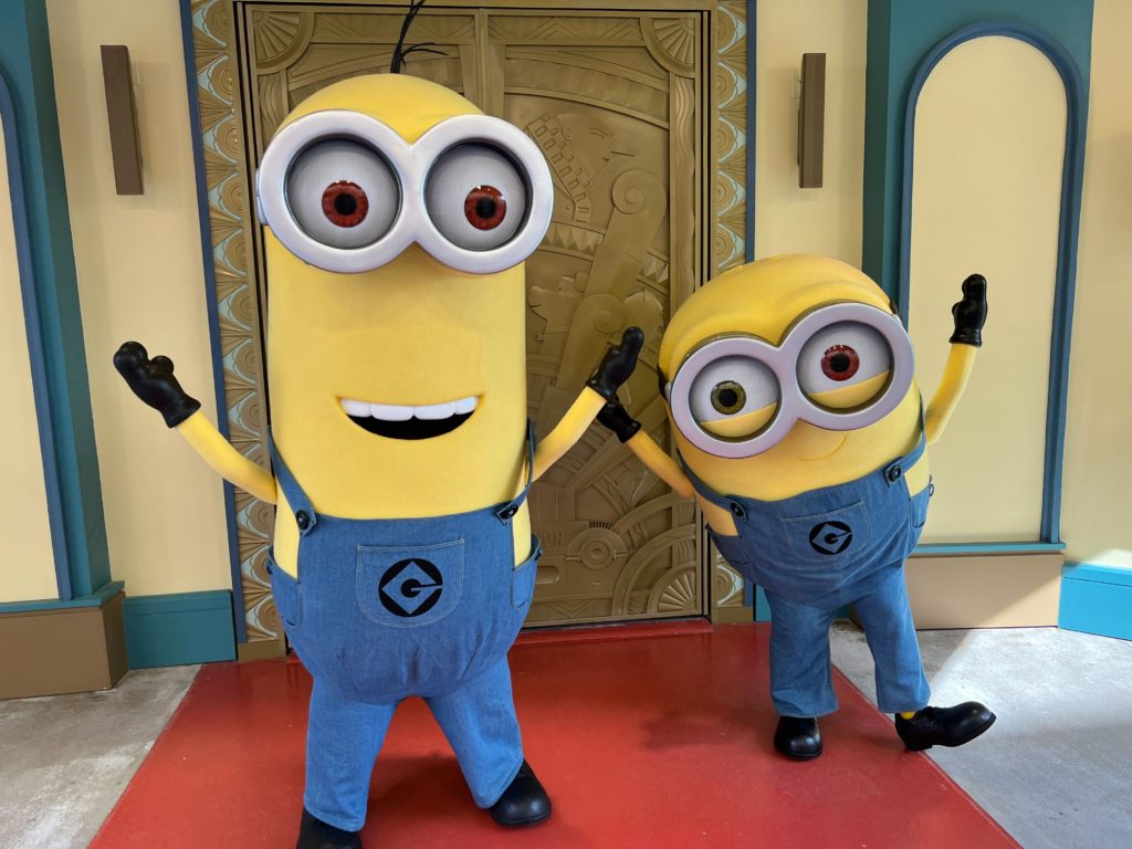 Check Out the Awesome New Meet and Greets at Minion Land! - Universal ...