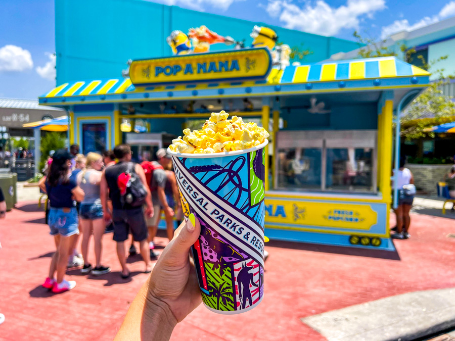 We Tried BANANA Popcorn in Minion Land at Universal Orlando ...