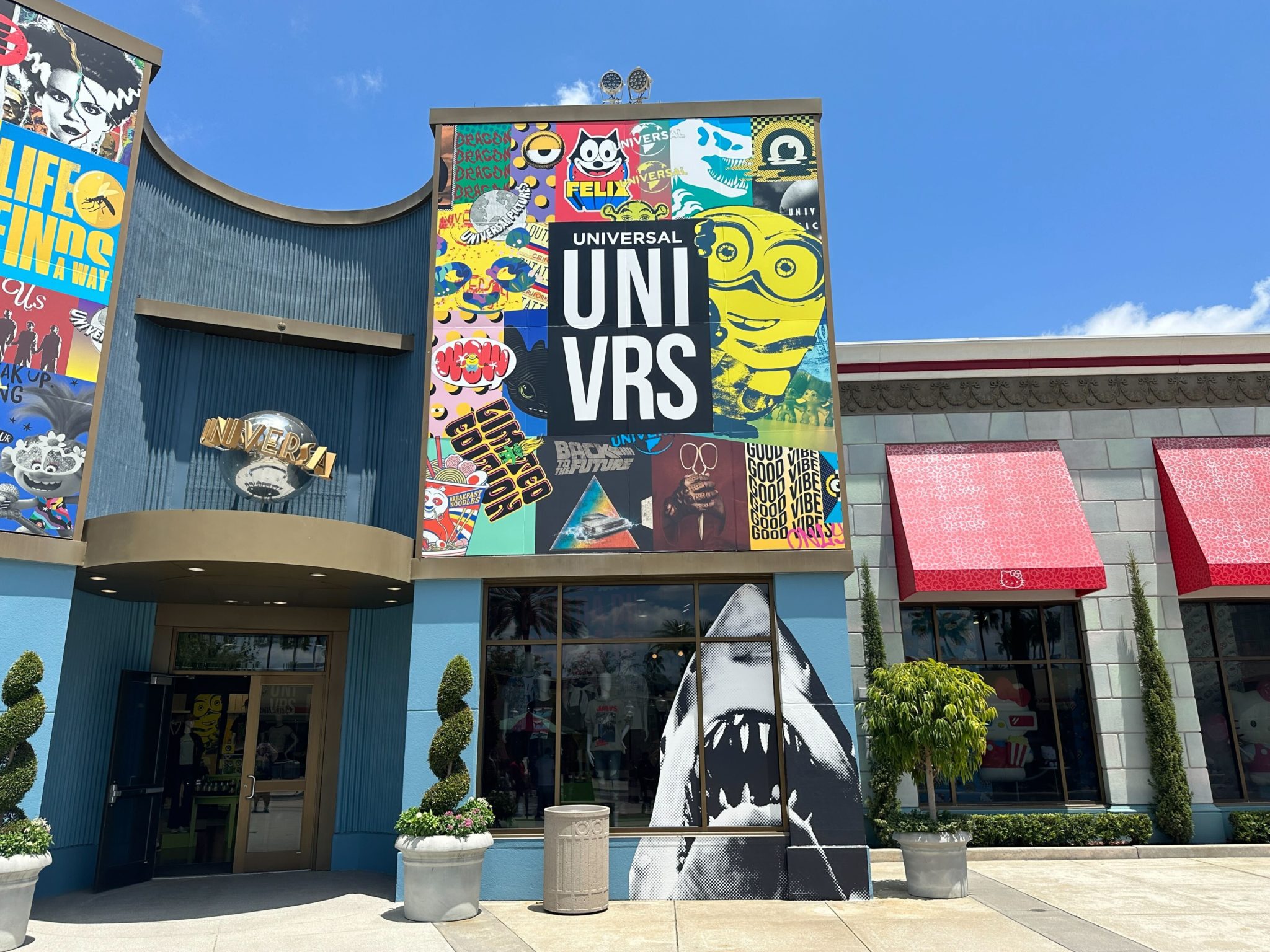 PHOTOS: New UNIVRS Store Gets a Colorful New Look! - Universal Parks Blog