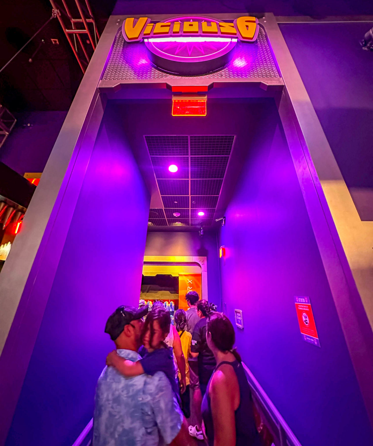 FIRST LOOK: We Experienced Villain-Con Minion Blast Today! - Universal ...