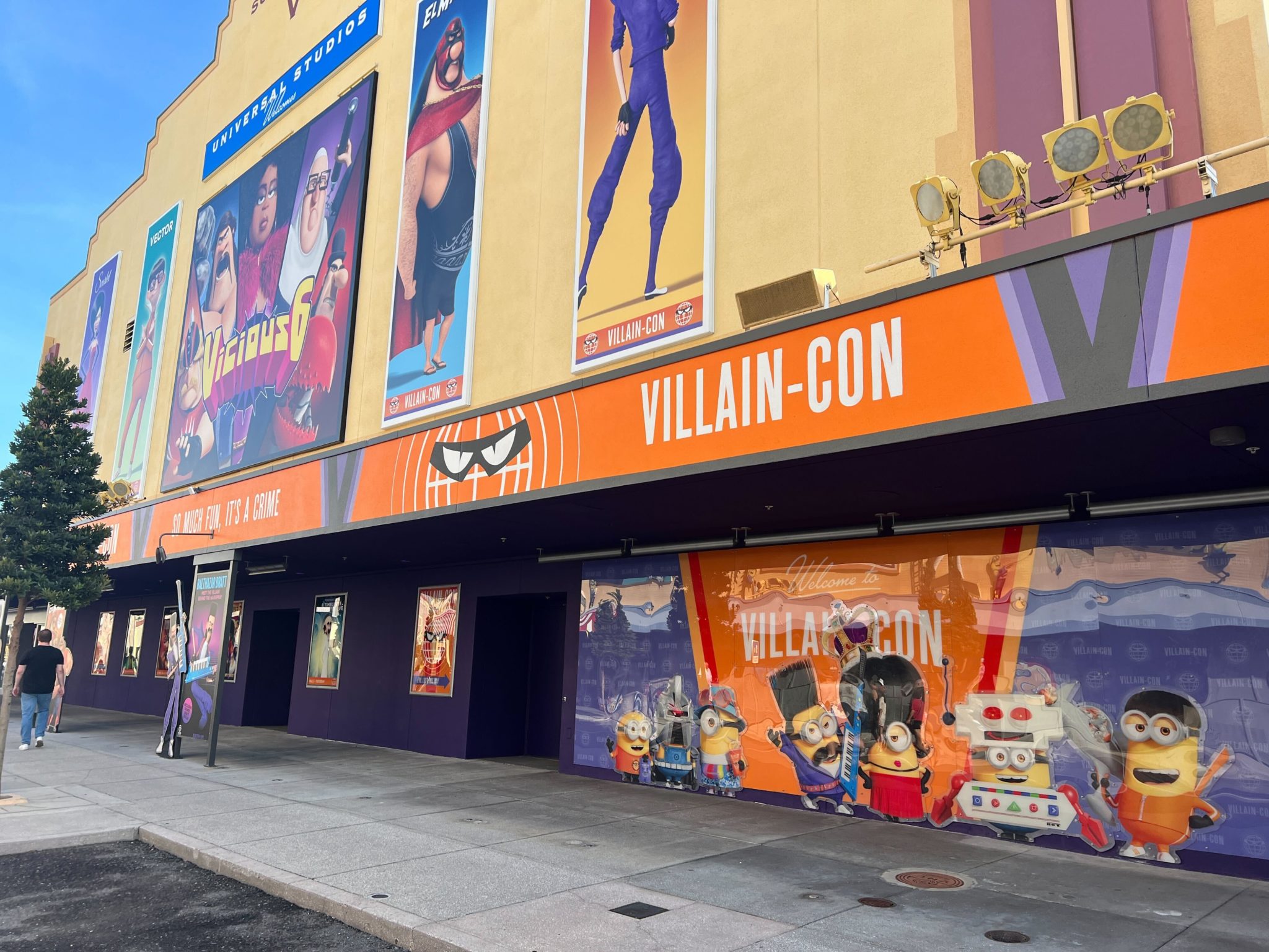 Photos: Walls Down at Villain-Con Minion Blast! - Universal Parks Blog
