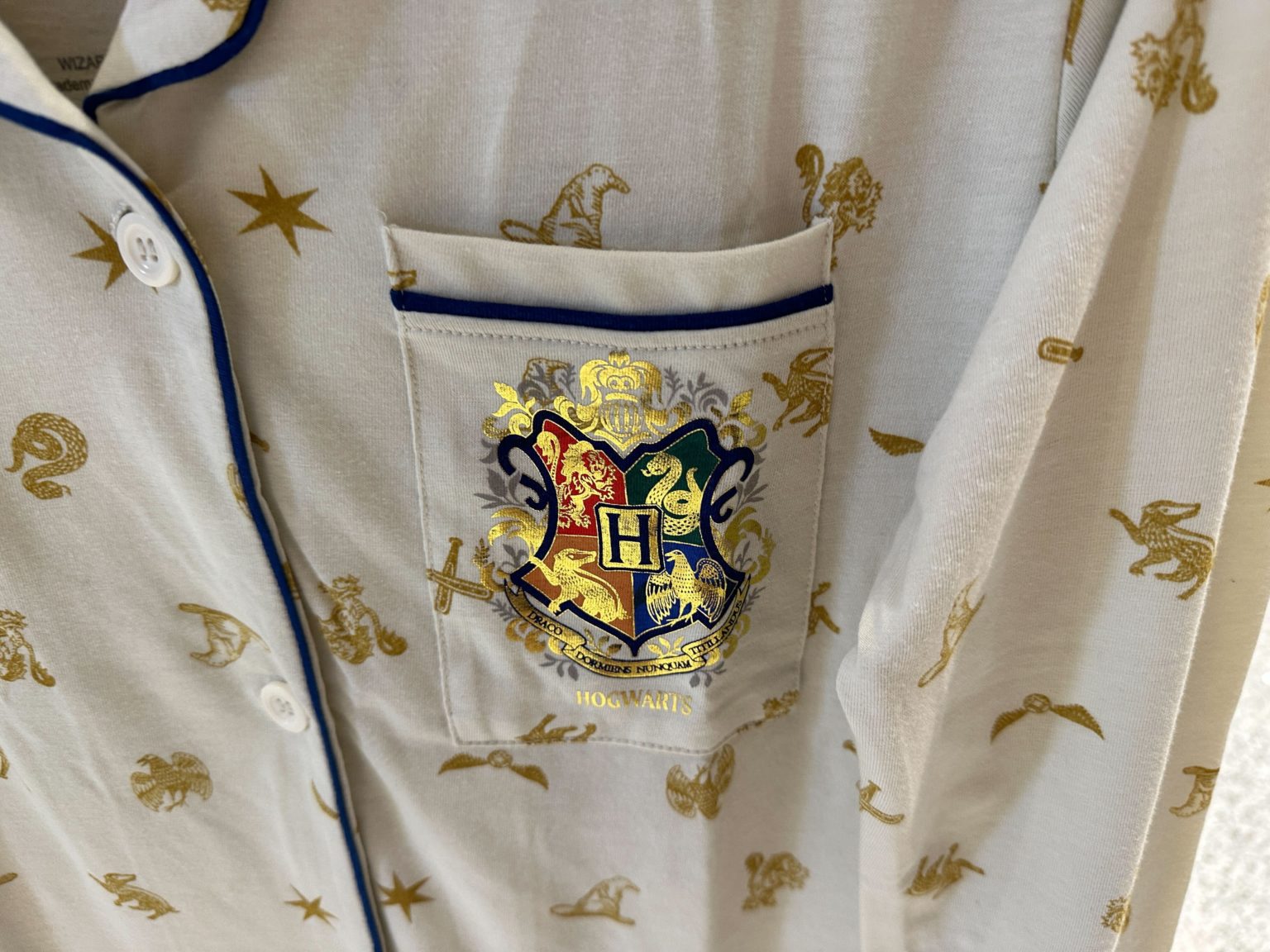 Snuggle Up in NEW Harry Potter Pajamas from Universal Orlando ...