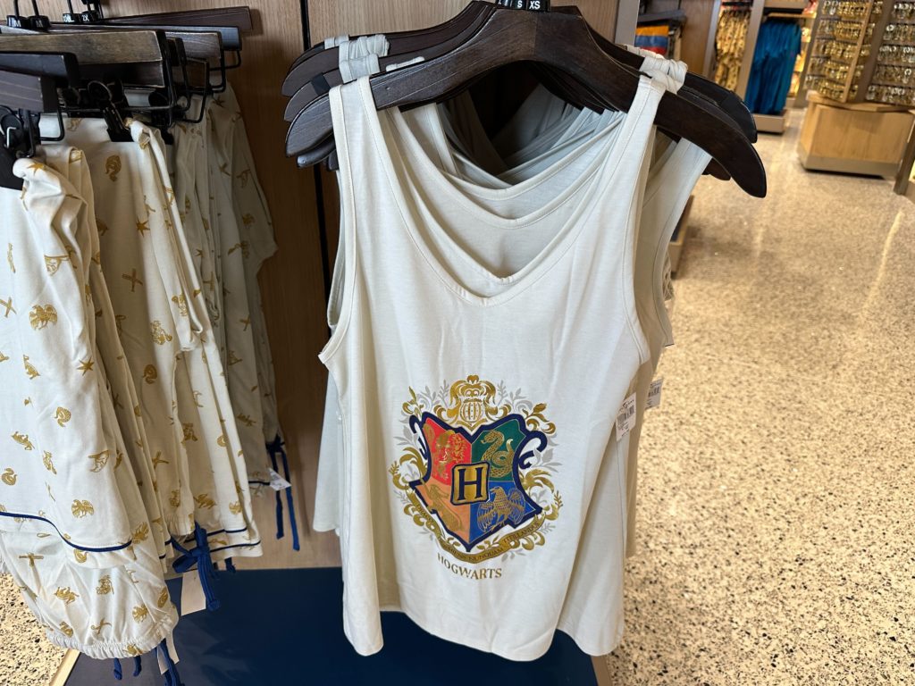 Snuggle Up in NEW Harry Potter Pajamas from Universal Orlando ...