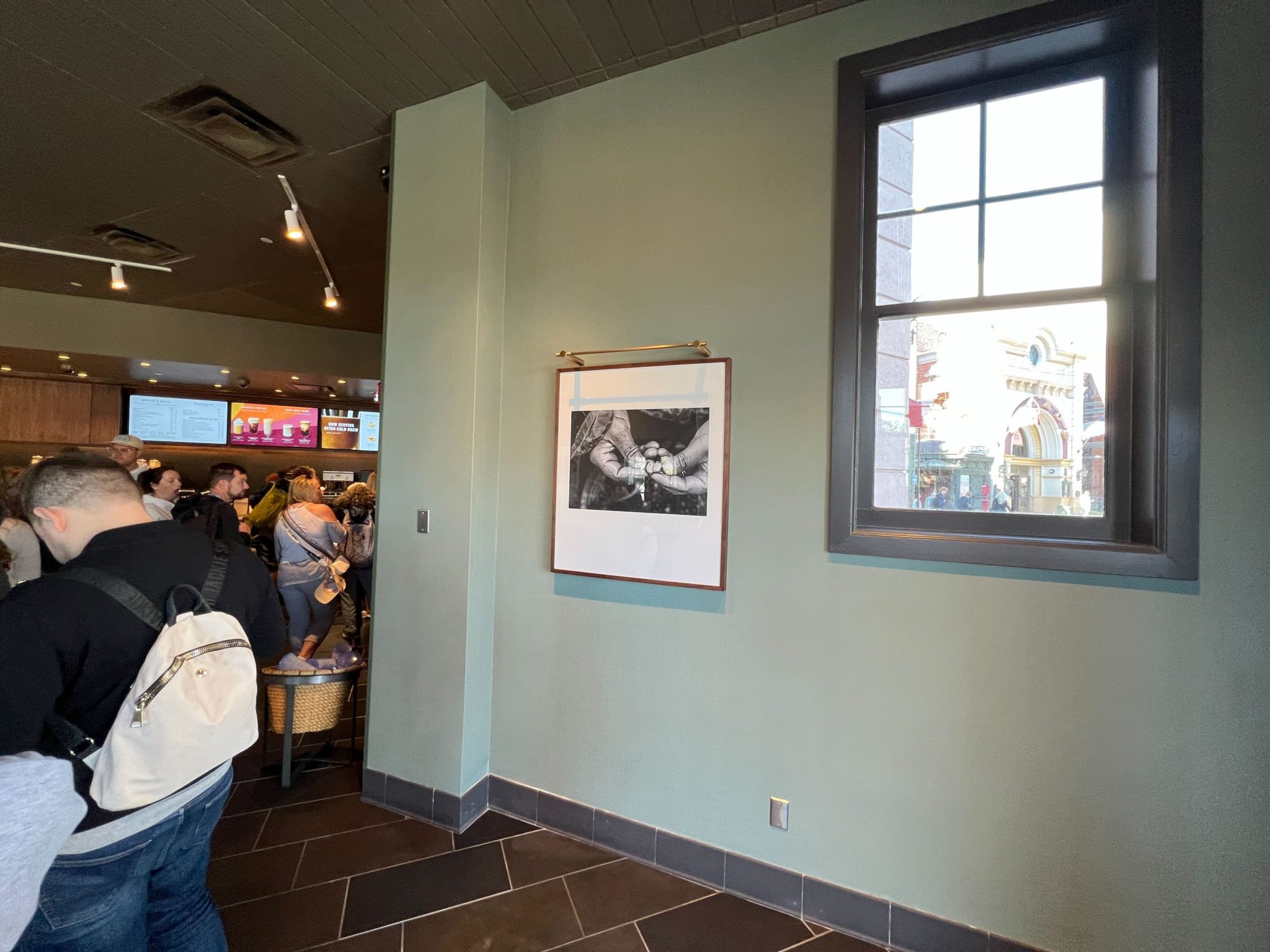 Rejoice Coffee Fans! The New York Starbucks Location is NOW Open ...